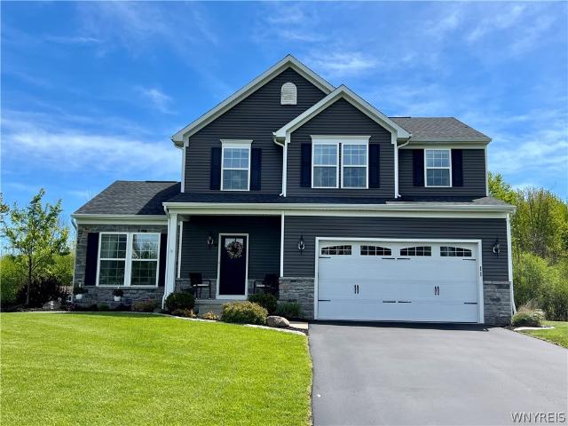 11 Airmont Drive