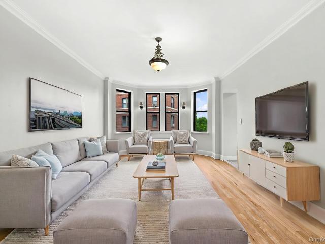 11 Alden Road 5L