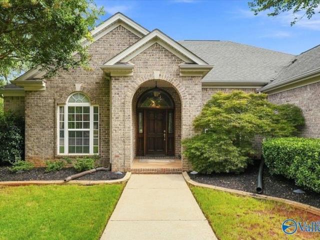 11 America Holly Cir SW, Huntsville, AL 35824