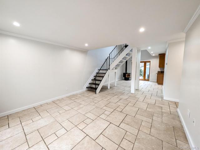 11 Amesworth Ct, Middle Island, NY 11953 | MLS #979977 | Compass