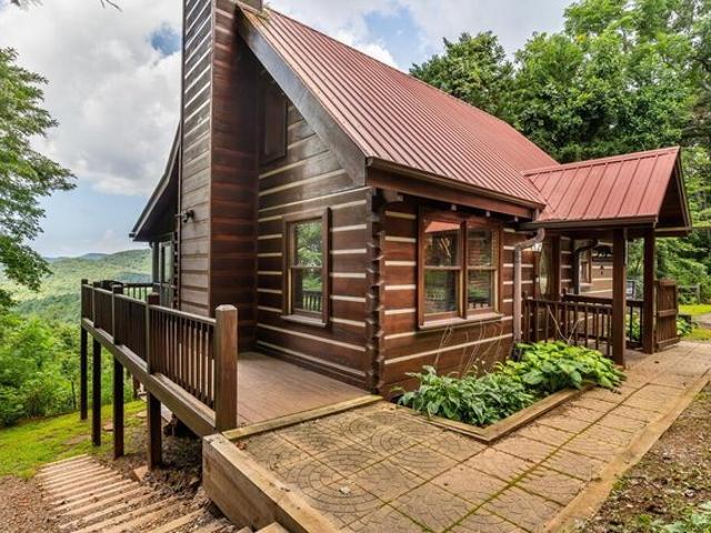 11 Amy Creek Cir, Ellijay, GA 30540