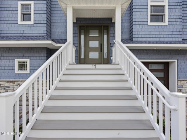 11 Anne Lane