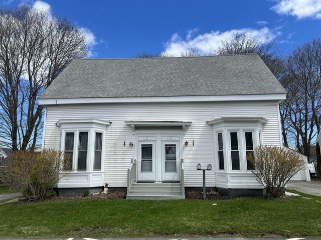 11 and 13 Lisle St, Rockland, ME 04841