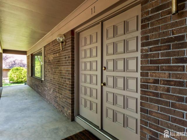 11 Aspen Circle