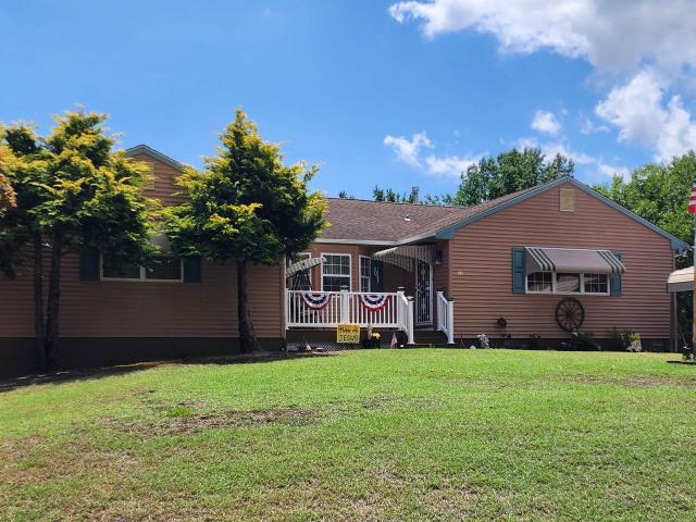 11 Aspen Drive