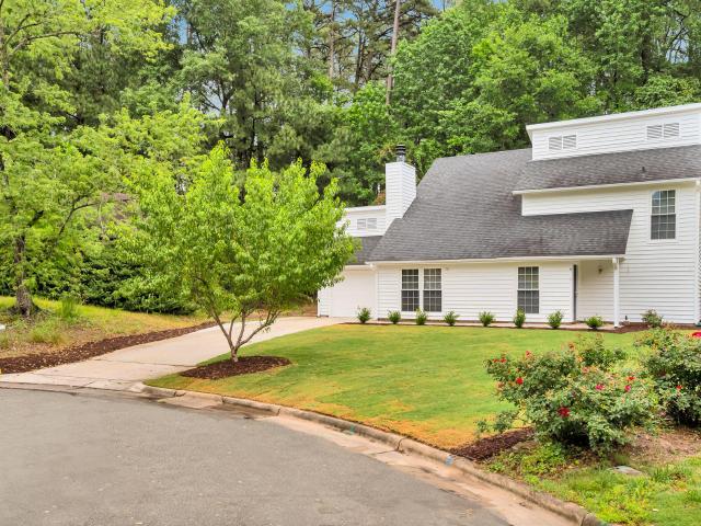 11 Austin Court