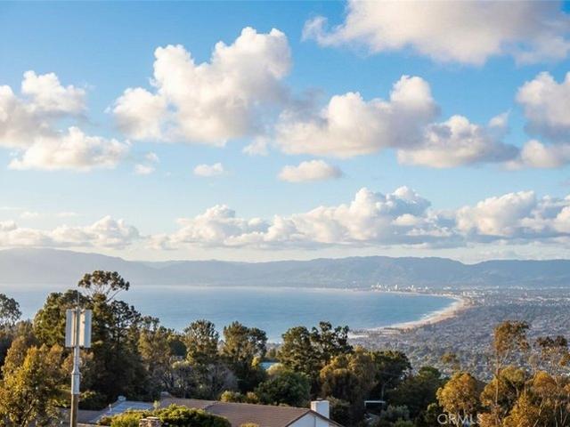 11 Avenida De Magnolia, Rancho Palos Verdes, CA 90275