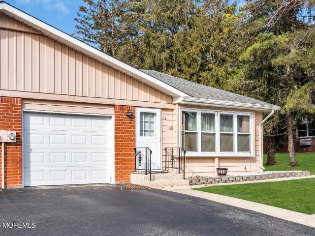 11 B Moccasin Dr, Whiting, NJ 08759 | MLS #22535