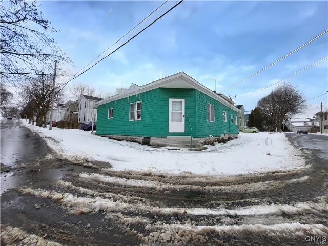 11 Barber Street