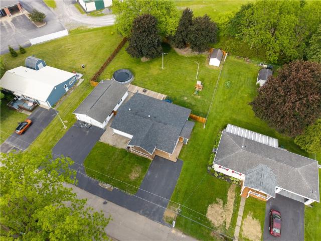 11 Barrett Avenue
