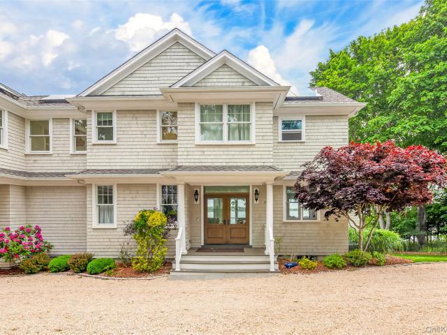 11 Bay View Drive