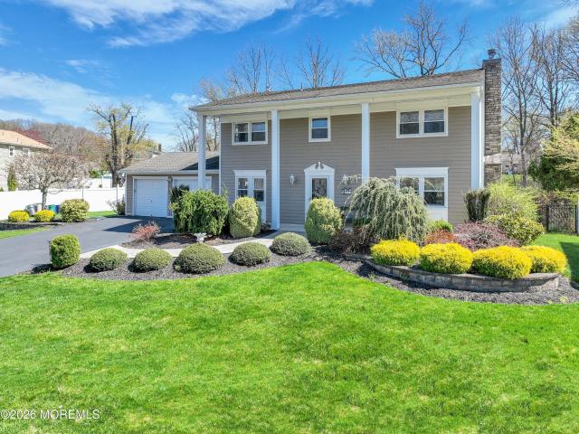 11 Benet Drive