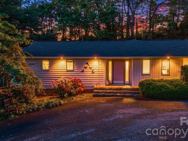 11 Beaumont Drive