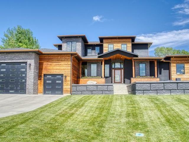 11 Beartooth Dr, Sheridan, WY 82801