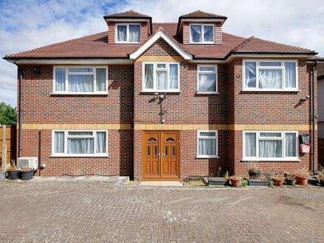 11 bed house for sale