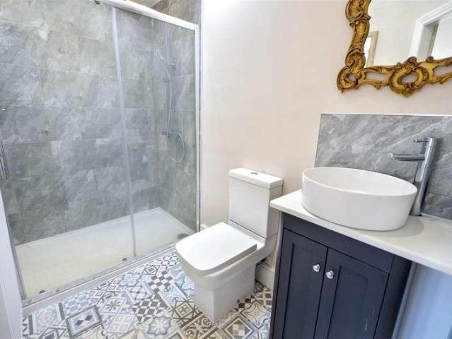11 bed property for sale
