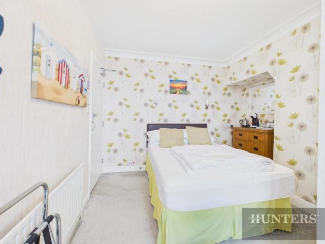 11 bed property for sale