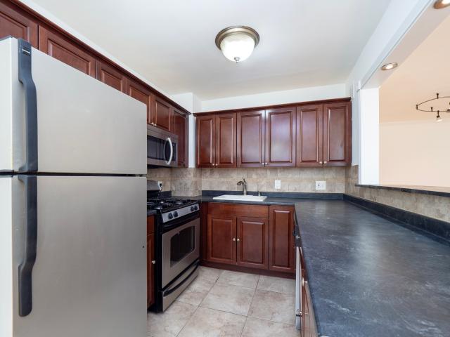 11 Bedford Ave, Unit O3, Norwalk, CT 06850 | MLS #24146 | Compass