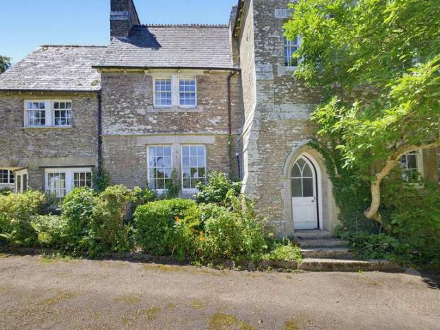 11 Bedroom Manor House Character Property
