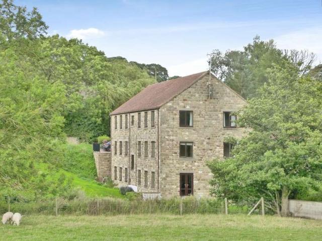 11 Bedroom Apartment Flat