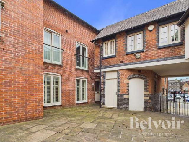 11 Bedroom Apartment Flat