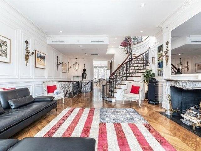 11 bedroom, Boston MA 02116 104299246