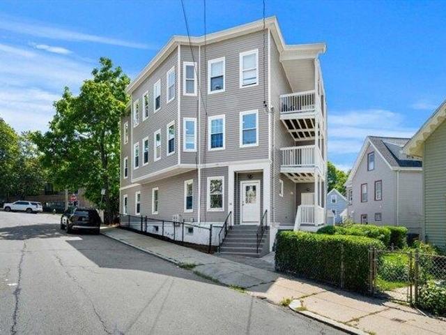 11 bedroom, Boston MA 02136 104792183