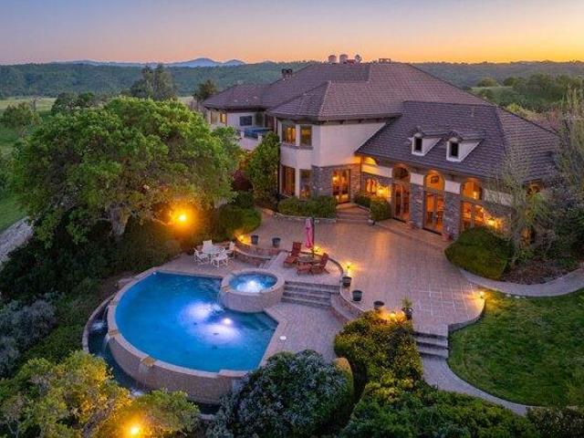 11 bedroom, Bradley CA 93426 LS96892098