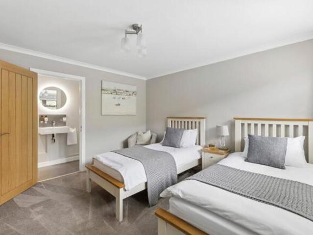 11 bedroom detached house for sale in Gloucester Road, Staverton, Cheltenham, Gloucestershire, GL51