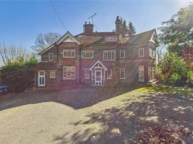 10 bedroom detached house for sale