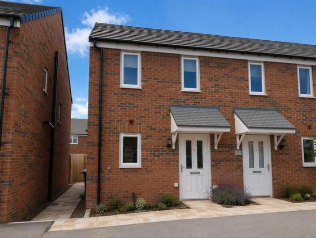 11 Bedroom Detached House