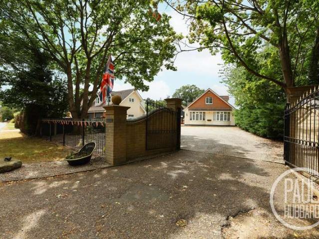 11 Bedroom Detached House