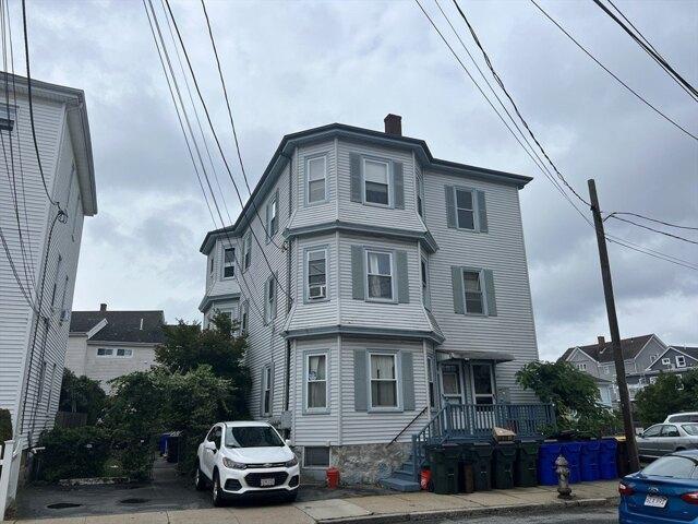 11 bedroom, Fall River MA 02720 LS102370925