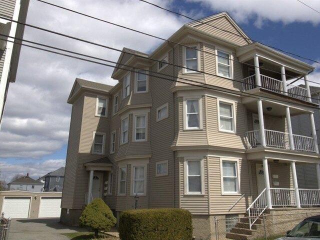 11 bedroom, Fall River MA 02724 102561139