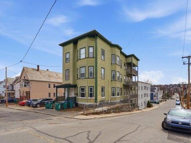 11 bedroom, Fitchburg MA 01420 LS102961267