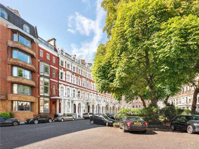 11 Bedroom Flat