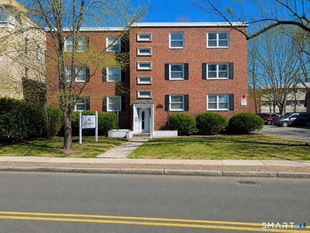 11 bedroom, Hartford CT 06105 104832184