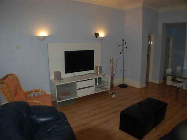 11 bedroom house share to rent