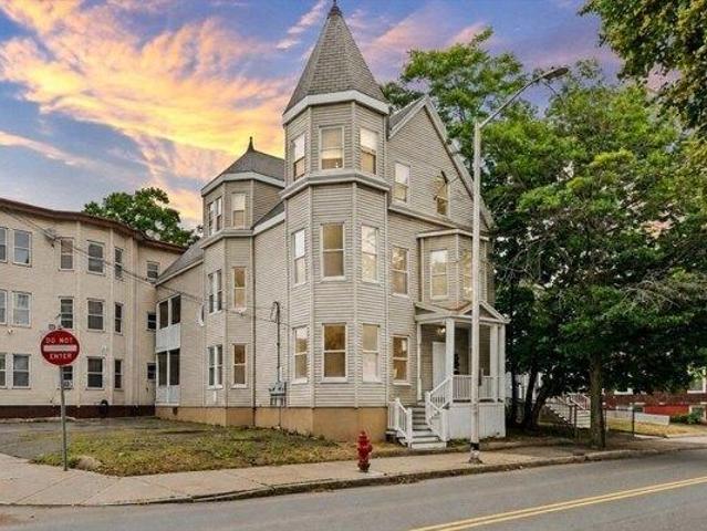 11 bedroom, Lynn MA 01902 104568951