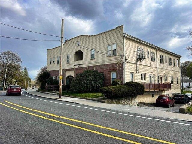 11 bedroom, Lincoln RI 02838 102559209