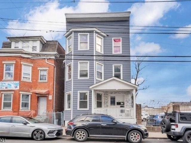 11 bedroom, Paterson NJ 07501 104374338