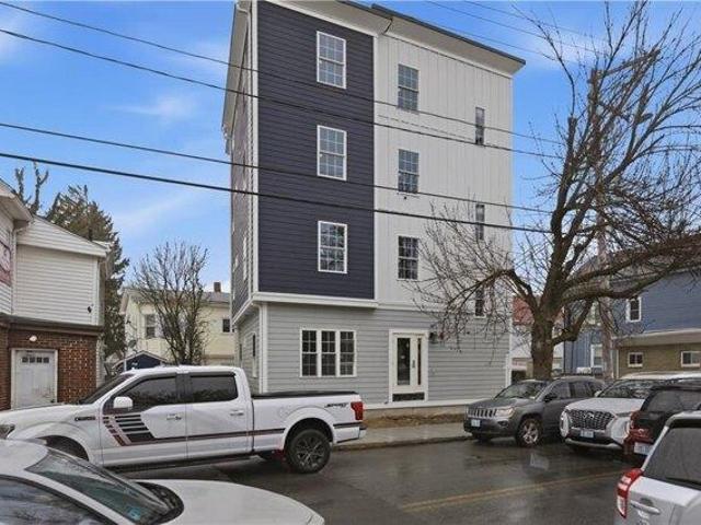 11 bedroom, Providence RI 02919 103663544
