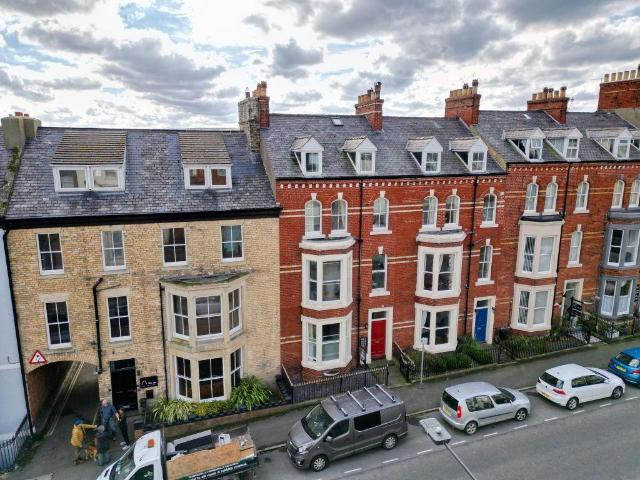11 bedroom terraced house for sale