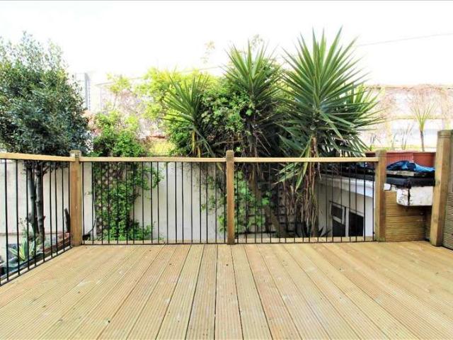 11 Bedroom Terraced House
