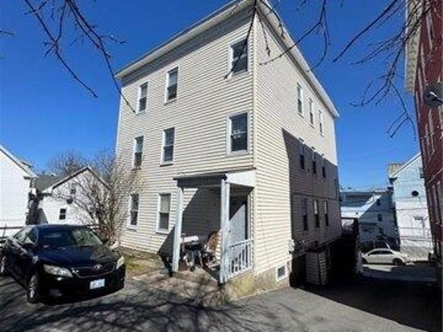11 bedroom, Woonsocket RI 02895 103159570