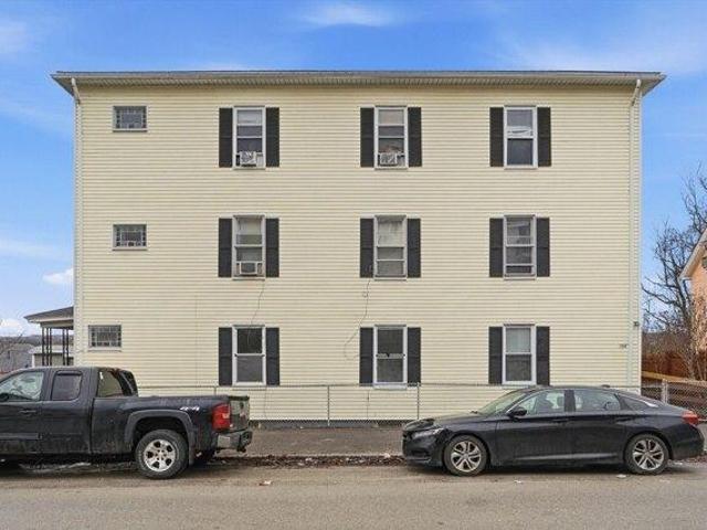 11 bedroom, Worcester MA 01610 102370531