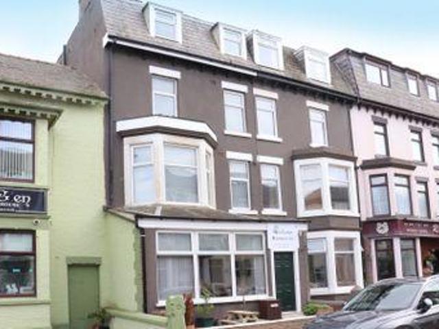 11 Bedrooms Terraced house for sale in Barton Avenue, Blackpool FY1