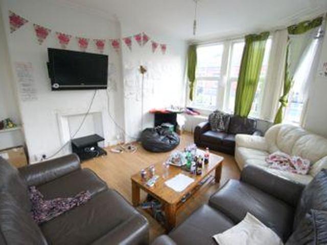 11 Bedrooms Terraced house for rent in Delph Lane, Woodhouse, Leeds LS6
