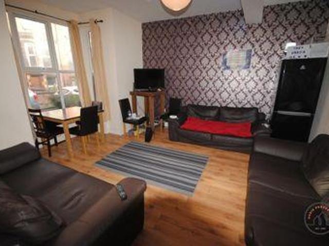 11 Bedrooms Terraced house for rent in Regent Park Terrace, Hyde Park LS6