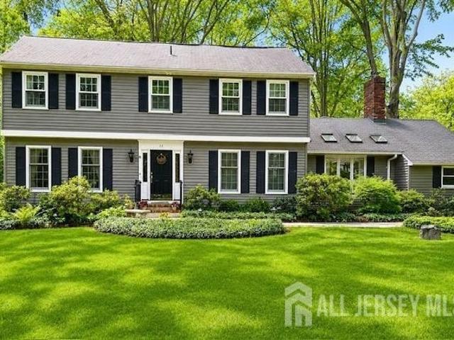 11 Beechtree Ln, Plainsboro, NJ 08536